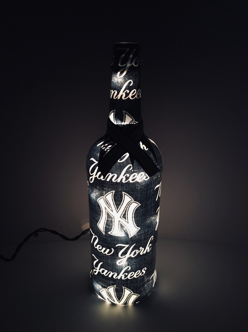 New York Yankees Light up Bottle - Etsy