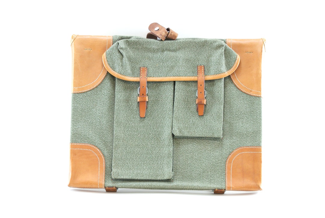 COLLECTORS ITEM Deadstock 1976 Swiss Army Backpack Document Carrier or ...