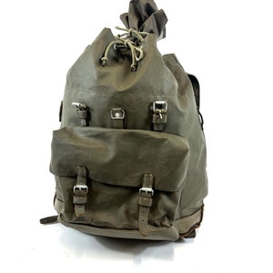 SWISS ARMY 1981 Weatherproof Backpack Large Rugged Vinyl Mens ...