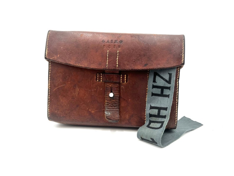 SWISS ARMY 1951 Medic Bag of Brown Leather - Etsy UK