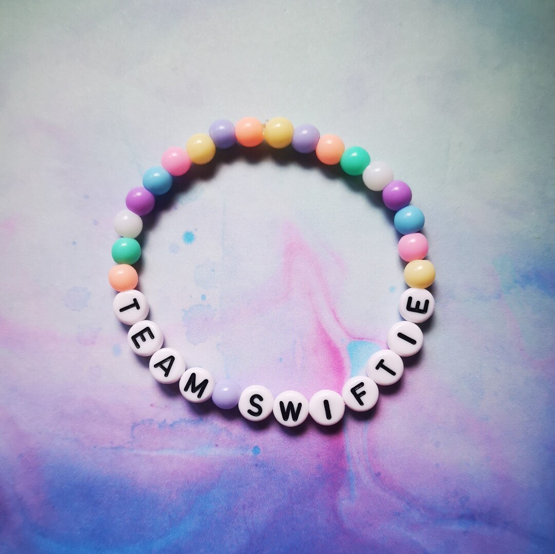 TEAM SWIFTIE Taylor Swift Inspired Fan Bracelet - Etsy
