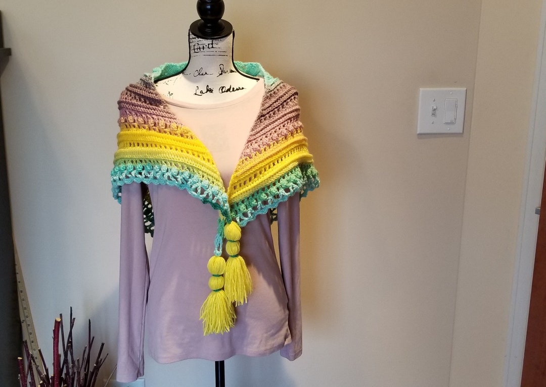 Secret Paths Crochet Valkyrie Shawl / Triangle Valkyrie - Etsy