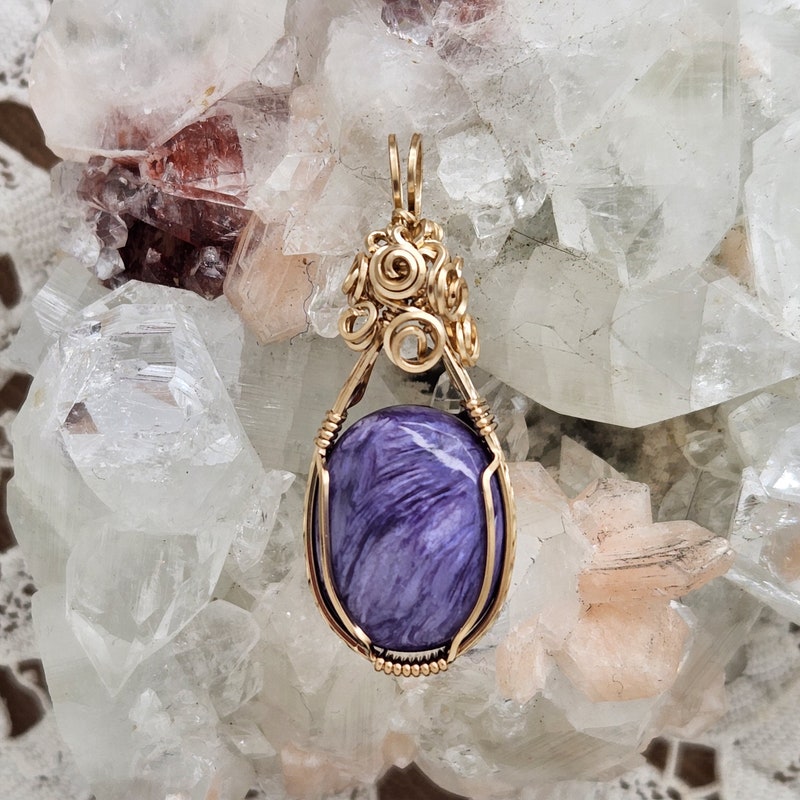 Gold Wire Necklace - Etsy