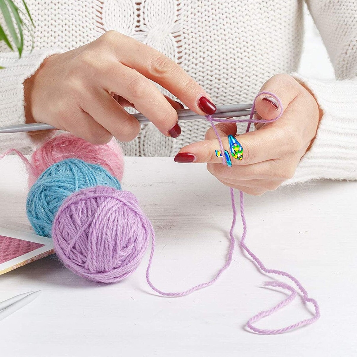 Yarn Guide Adjustable Crochet Loop Ring Yarn Guide Knitting - Etsy
