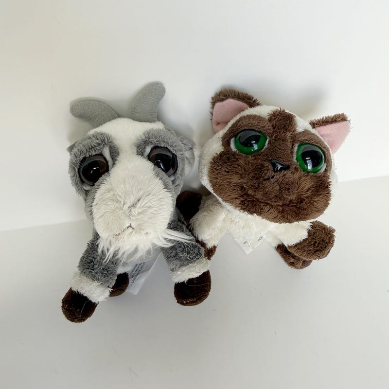 Lil Peepers Plush - Etsy