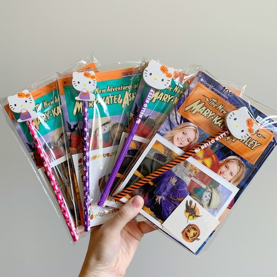 Hello Kitty Halloween Bundle - munimoro.gob.pe