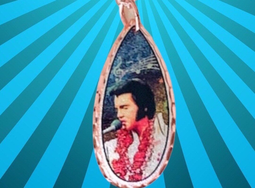 Elvis Presley Design Necklace Elvis Collection Elvis Presley Music ...