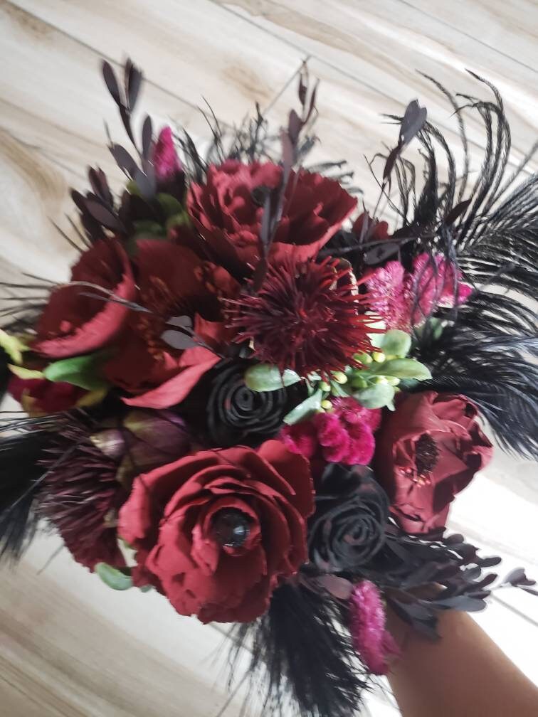 Black and red bouquet feather bouquet sola woodflowers | Etsy