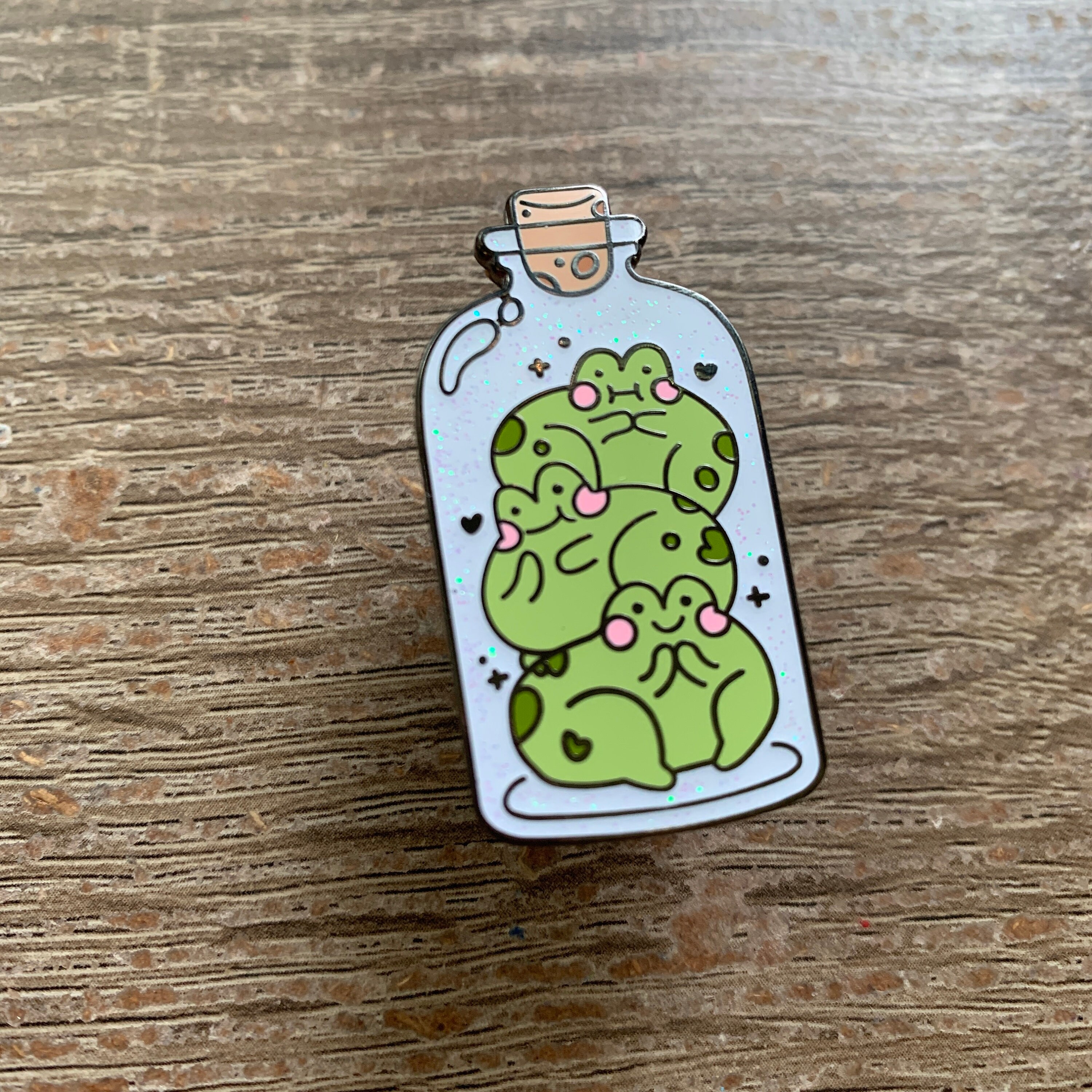 Froggy Friends! Hard Enamel Pin - Etsy