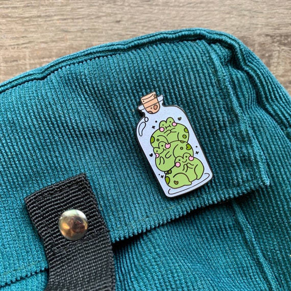 Froggy Friends Hard Enamel Pin - Etsy