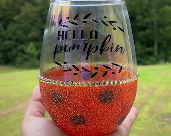 Custom Peak a Boo Wine Glass - Etsy