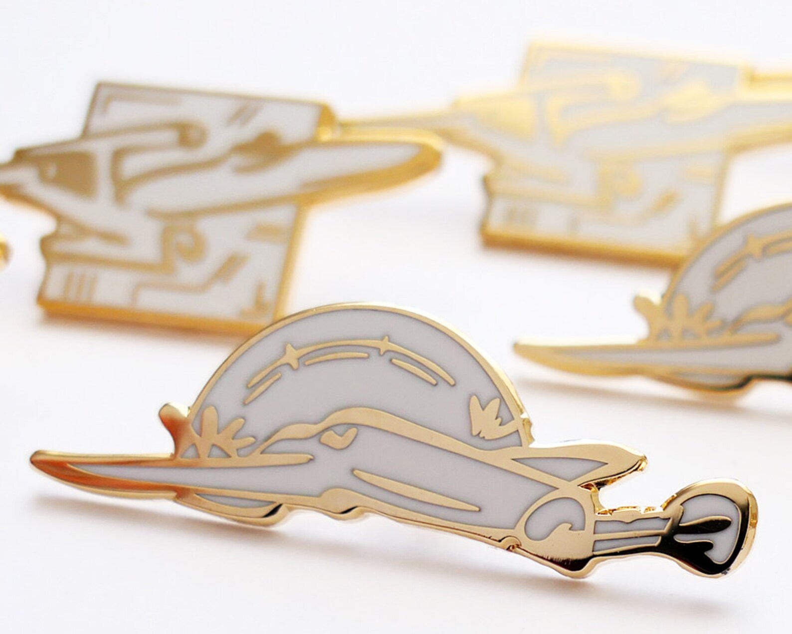 Amelia Earhart's Lockheed Electra Pin White Gold - Etsy