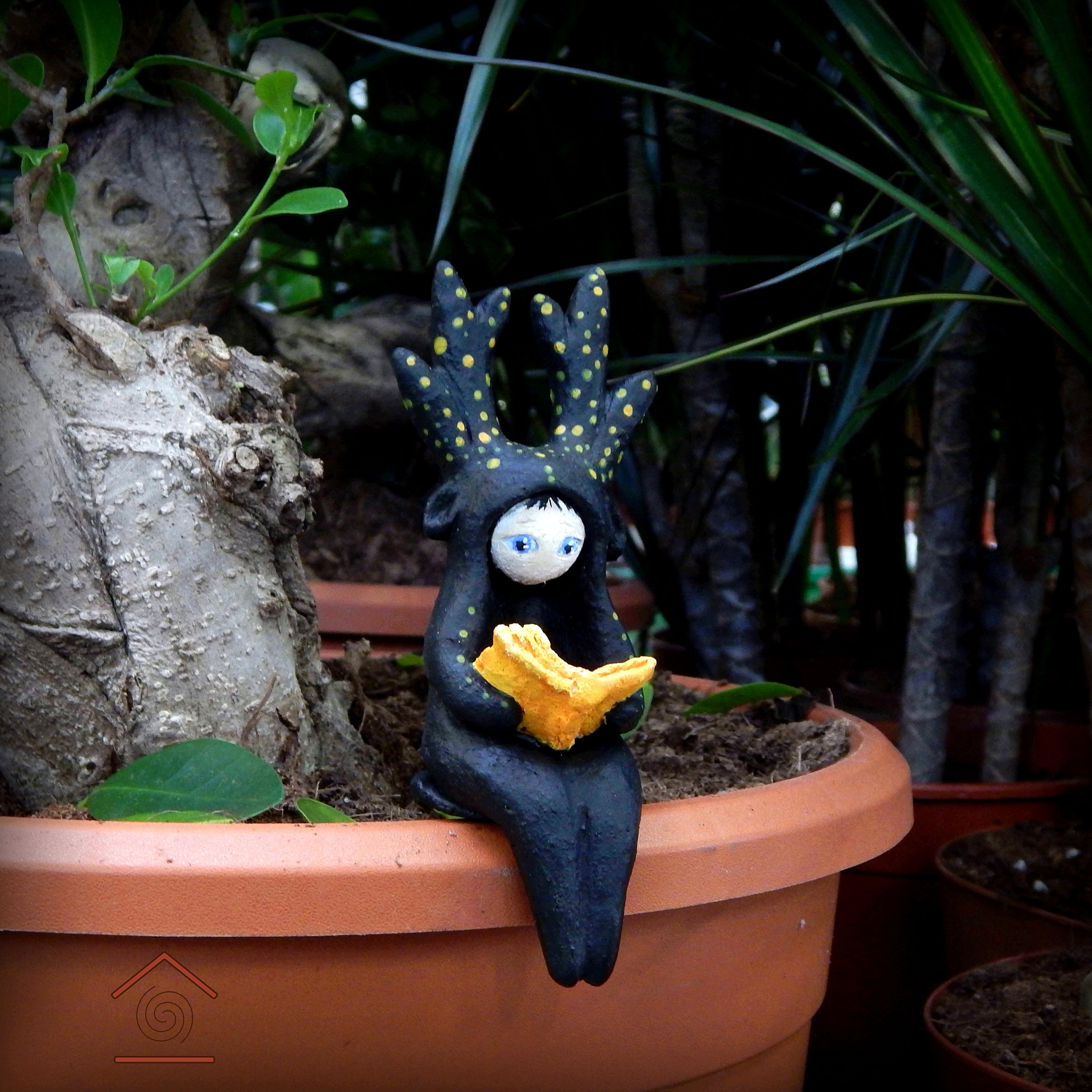 Figurines Art & Collectibles Creature of the Night Forest Ceramic Plant ...