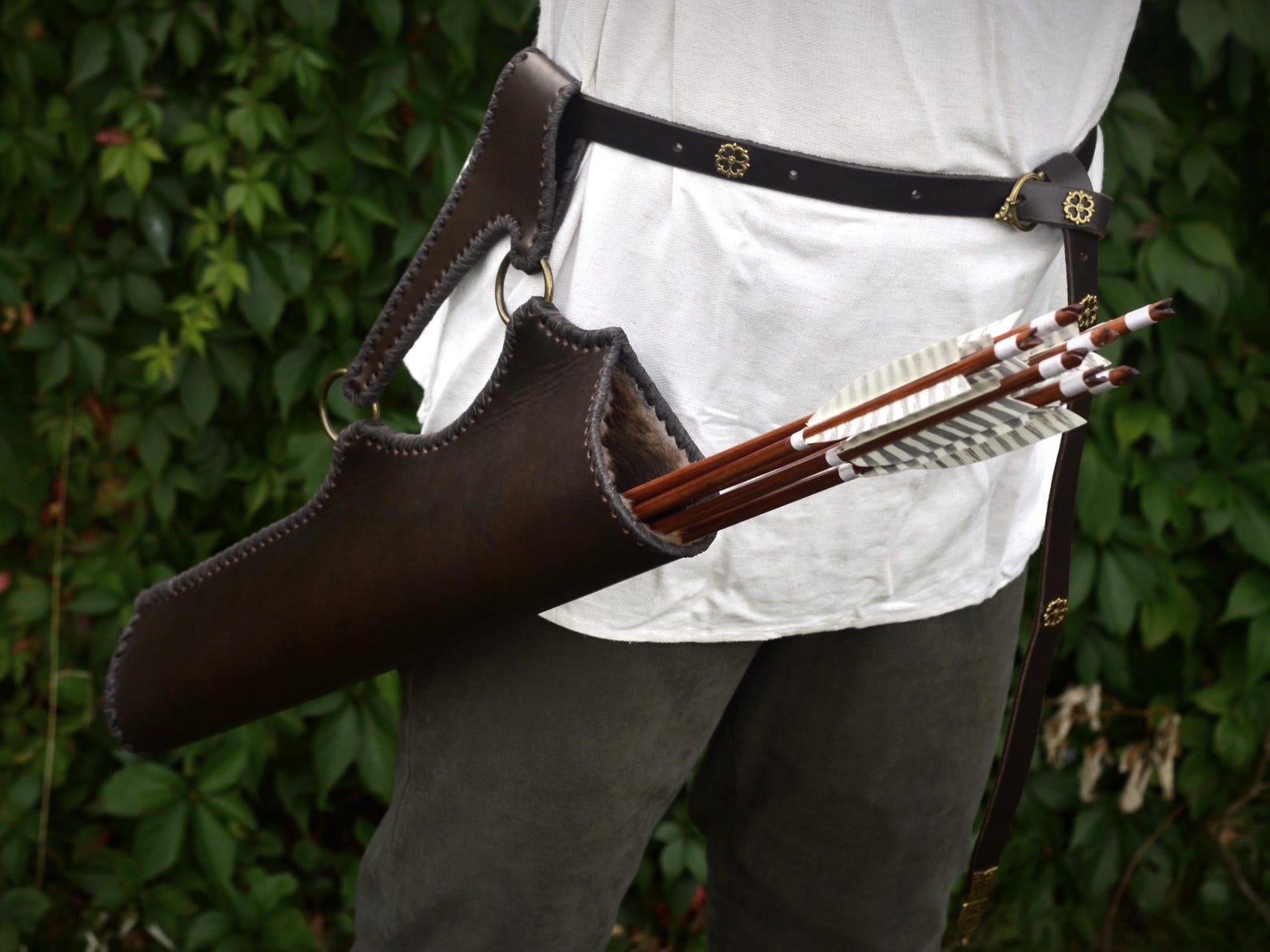 Leather Side Quiver With Brass Rings - Etsy