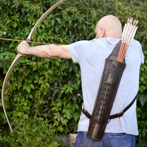 Semicircular, Laced Back Quiver With Lace-up Front - Etsy