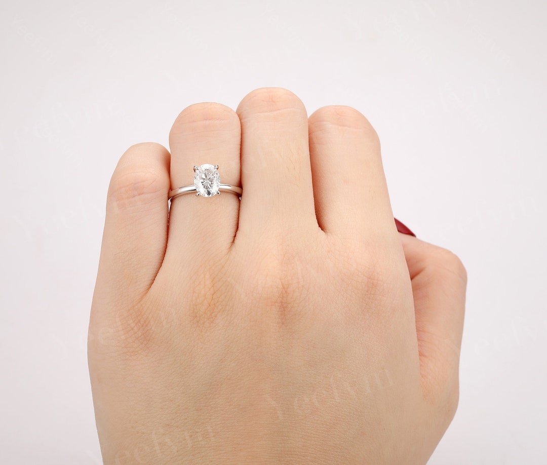 1.5CT Oval Cut Moissanite Engagement Ring With 1.8MM Band - Etsy