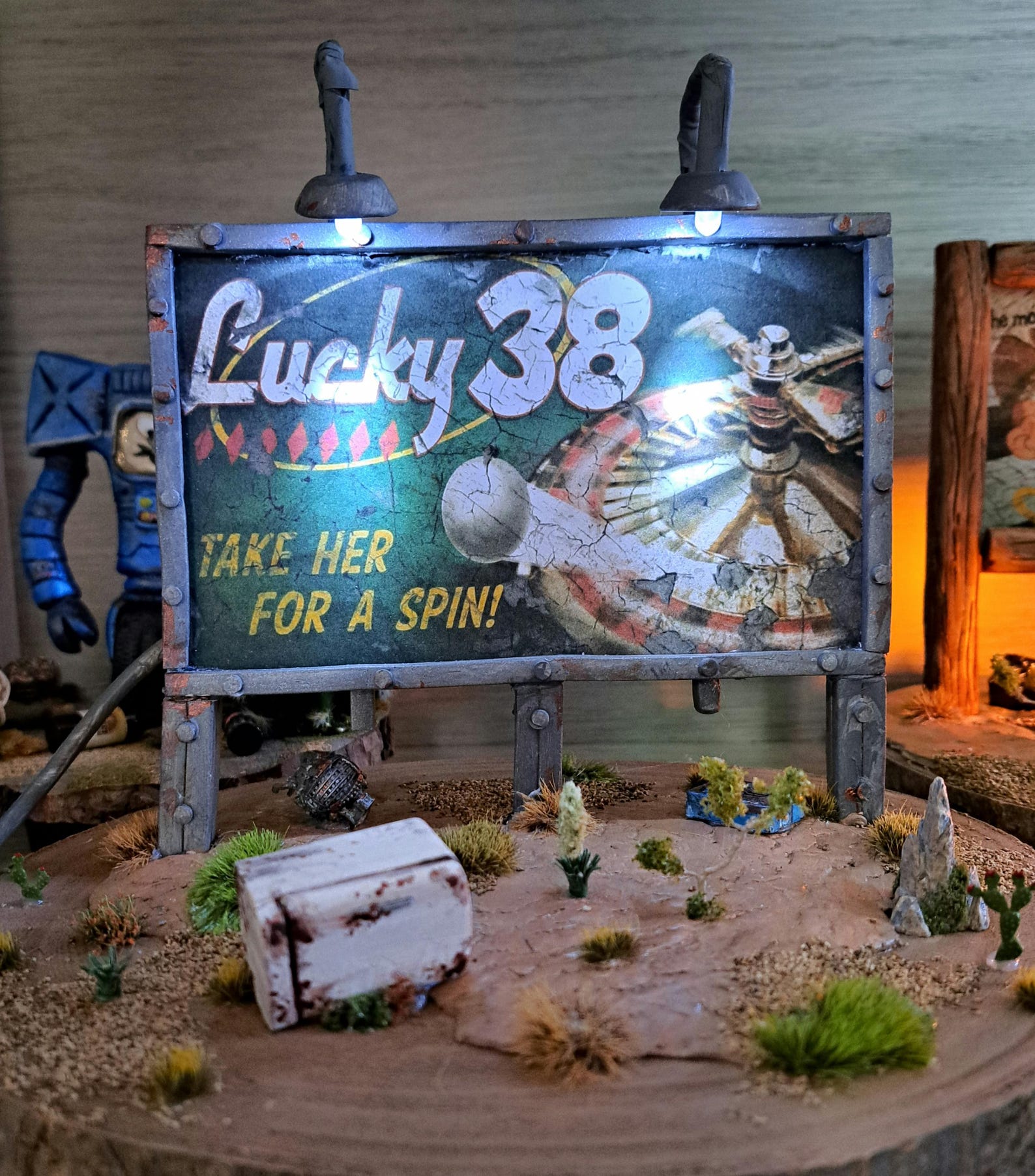 Fallout New Vegas Billboard Diorama Light up Statue Display Desk ...