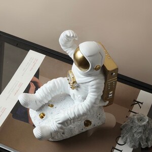 Astronauts Decorative Bookends Space Bookends for Home/office, Modern ...
