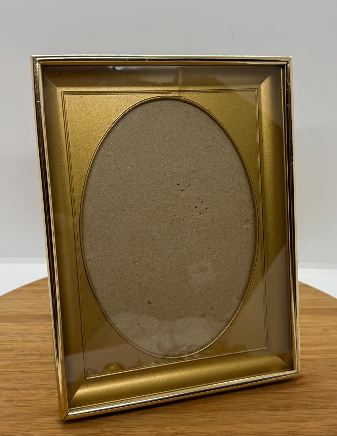 Vintage MCM Gold Tone Oval Inset 5x7 Picture Frame I.I.C. USA 1975 - Etsy