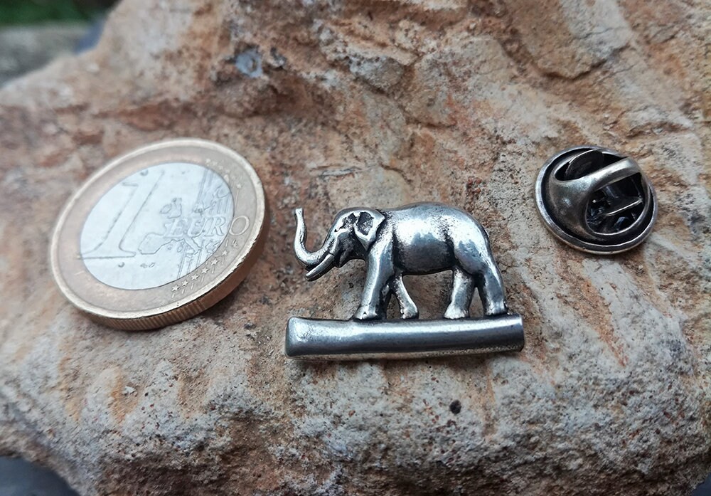 Elephant Brooch Pin's Silver-plated Brass African Animal | Etsy