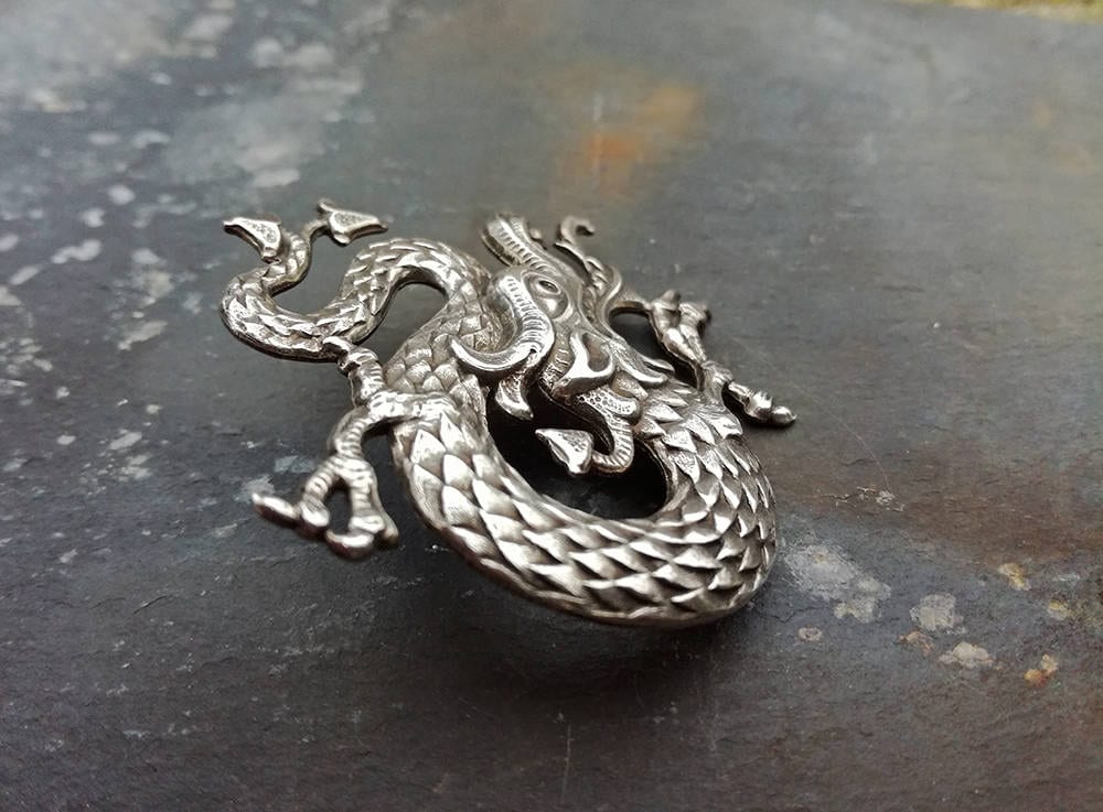 Chinese dragon brooch store