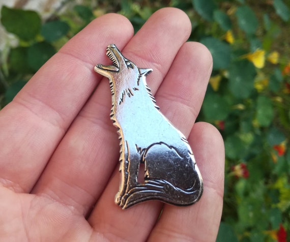 Big Wolf Lapel Pin Brooch Silver Plated Brass Large Howing | Etsy