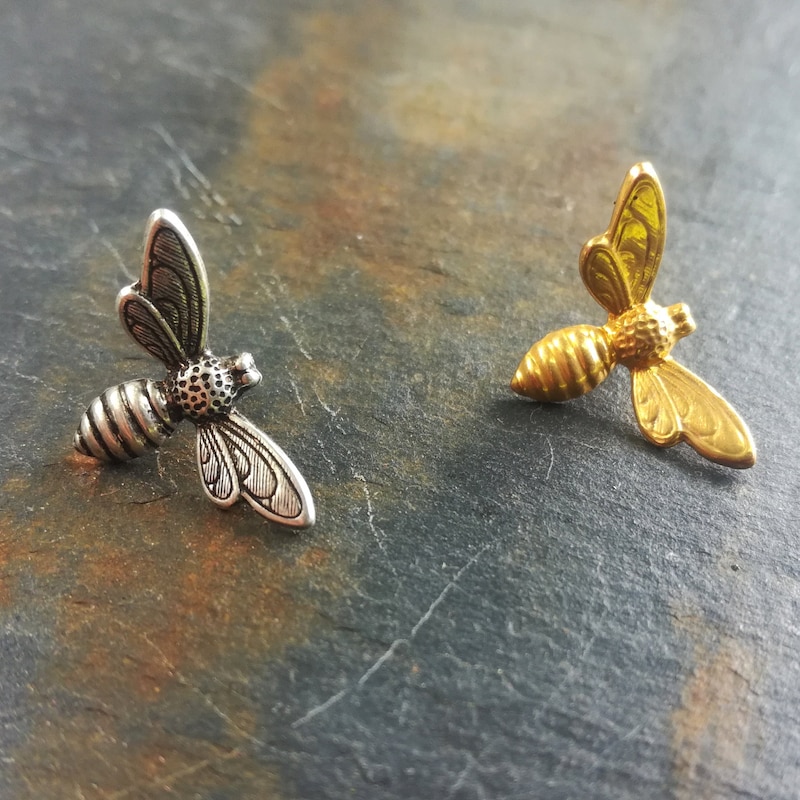 Bee Lapel Pin - Etsy