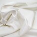 Mikado di seta pura bianco perlato, tessuto pregiato Made in Italy per ...