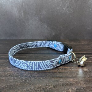 Blue Cat Collar Break-away Clasp Bell Fabric Collar Swirl Cat Collar ...