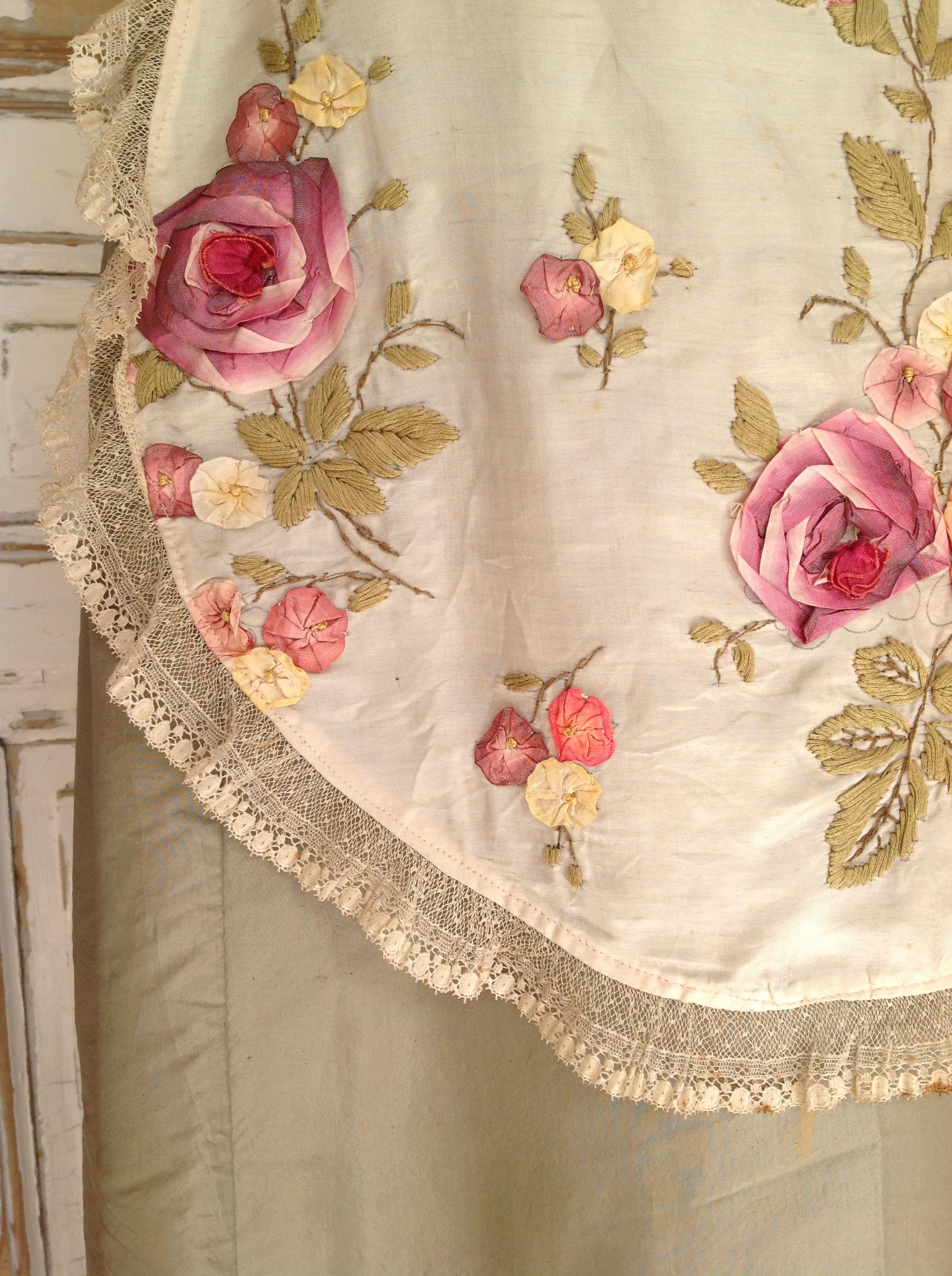 1900s Silk Apron With Floral Millenary Work - Etsy