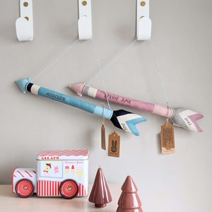 Personalised Love Arrow Decor / Valentine's Gift / Engagement Gift ...