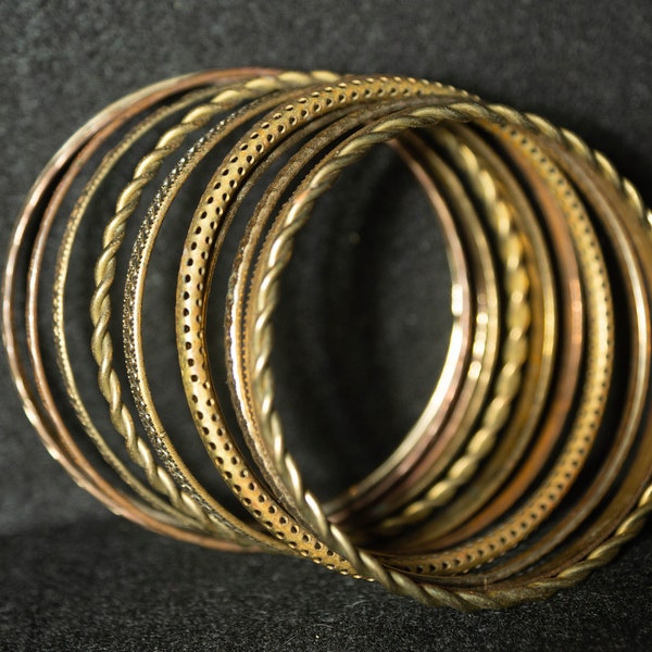 Vintage Bangle - Etsy