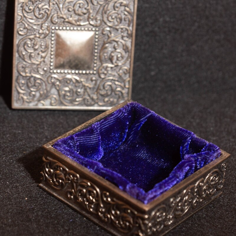 Metal Trinket Box - Etsy