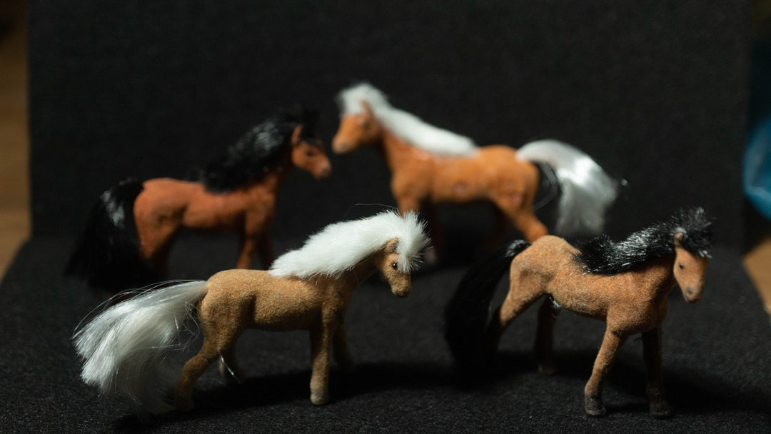 4 Flocked Horses Set Vintage Lot 1970's Felt Horse Figurines Four ...