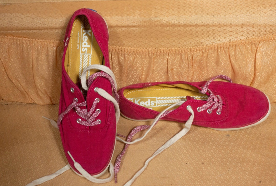 Vintage Gym Shoes Pink 90's Keds Sneakers 90s Mod Lace Canvas Shoes ...