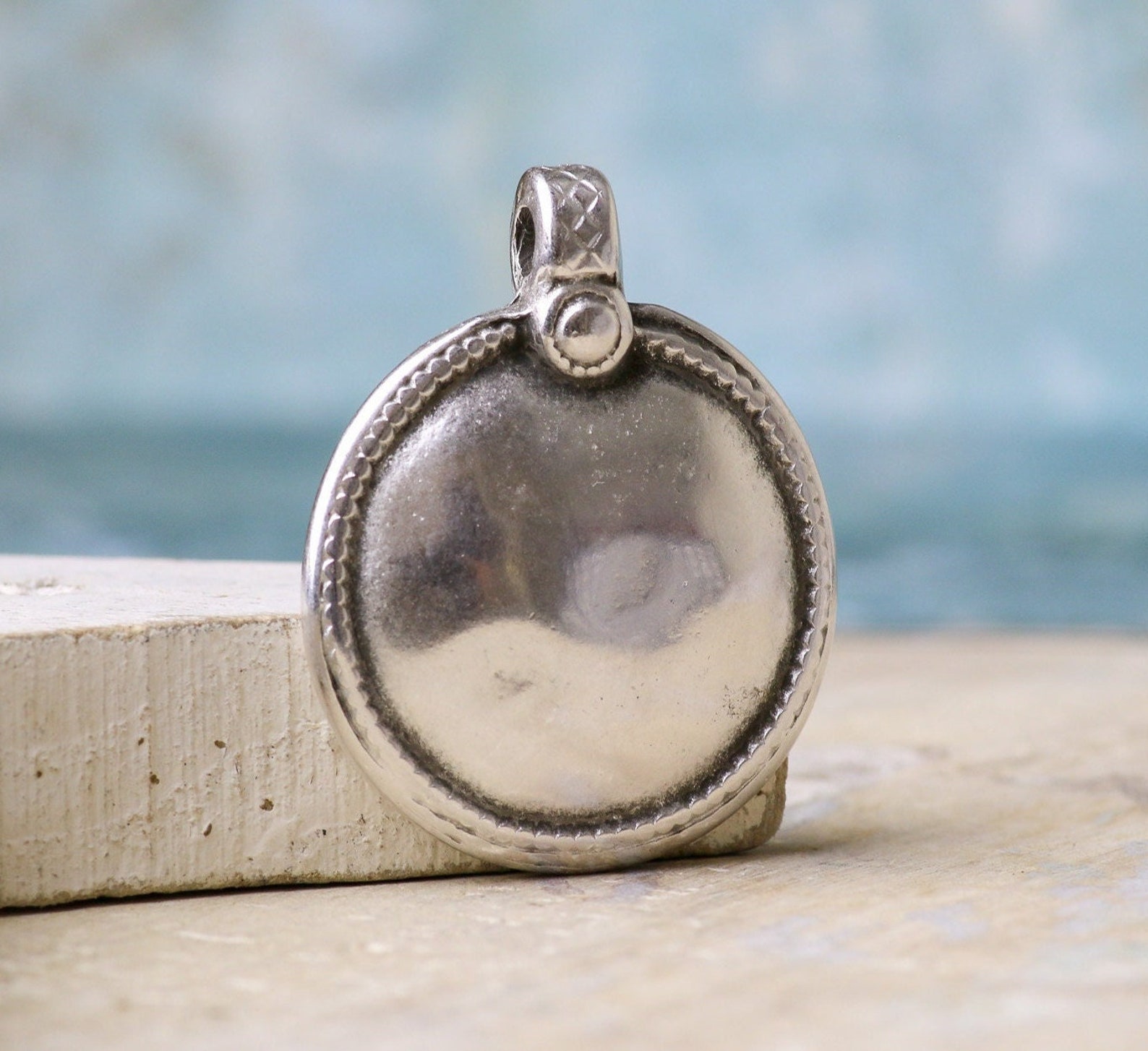 Silver Disc Pendant, Large Round Silver Pendant, Zamak Pendant, Silver ...