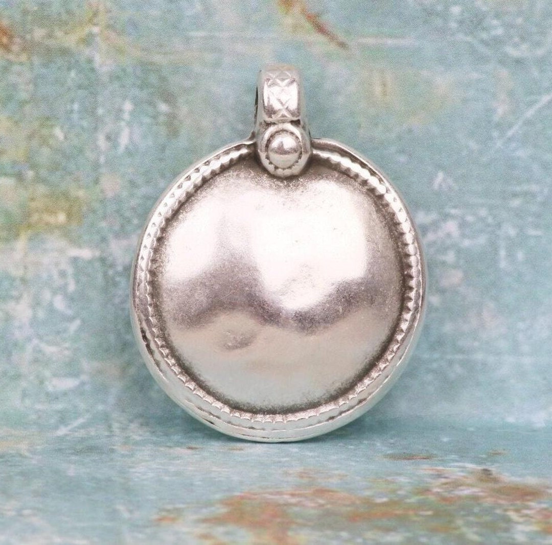Silver Disc Pendant, Large Round Silver Pendant, Zamak Pendant, Silver ...