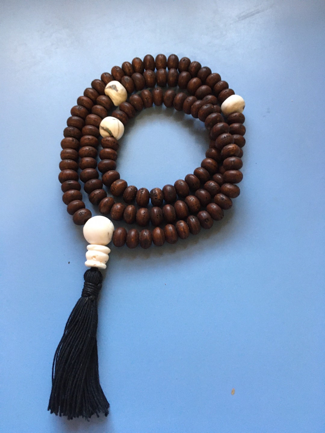 Bodhi Seed Mala With Conch Shell Markers and Guru Bead Black Tassel on ...