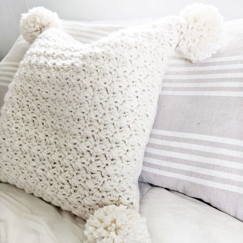 Crochet Pillow Pattern, Beginner Crochet Pillow Pattern, Bulky Chunky ...