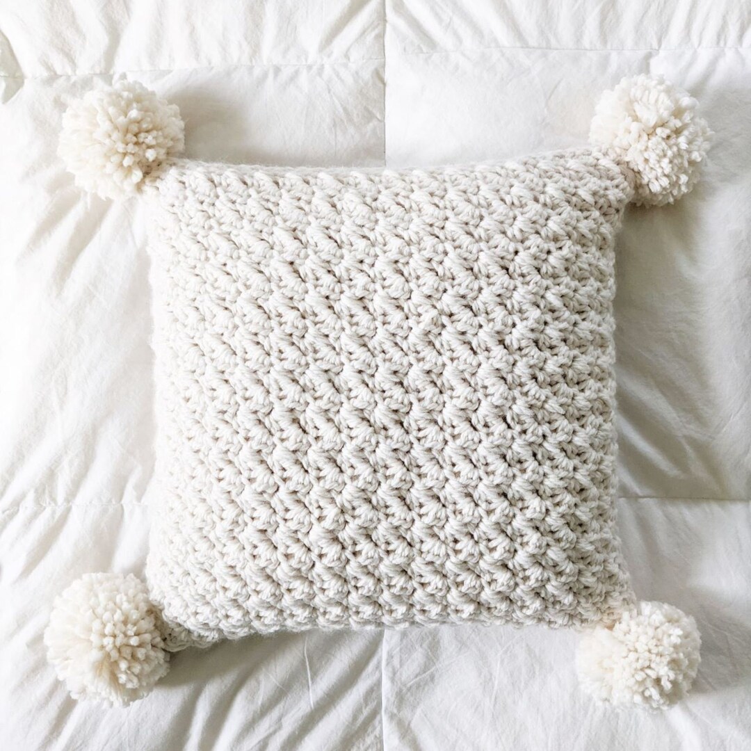 Crochet Pillow Pattern, Beginner Crochet Pillow Pattern, Bulky Chunky ...