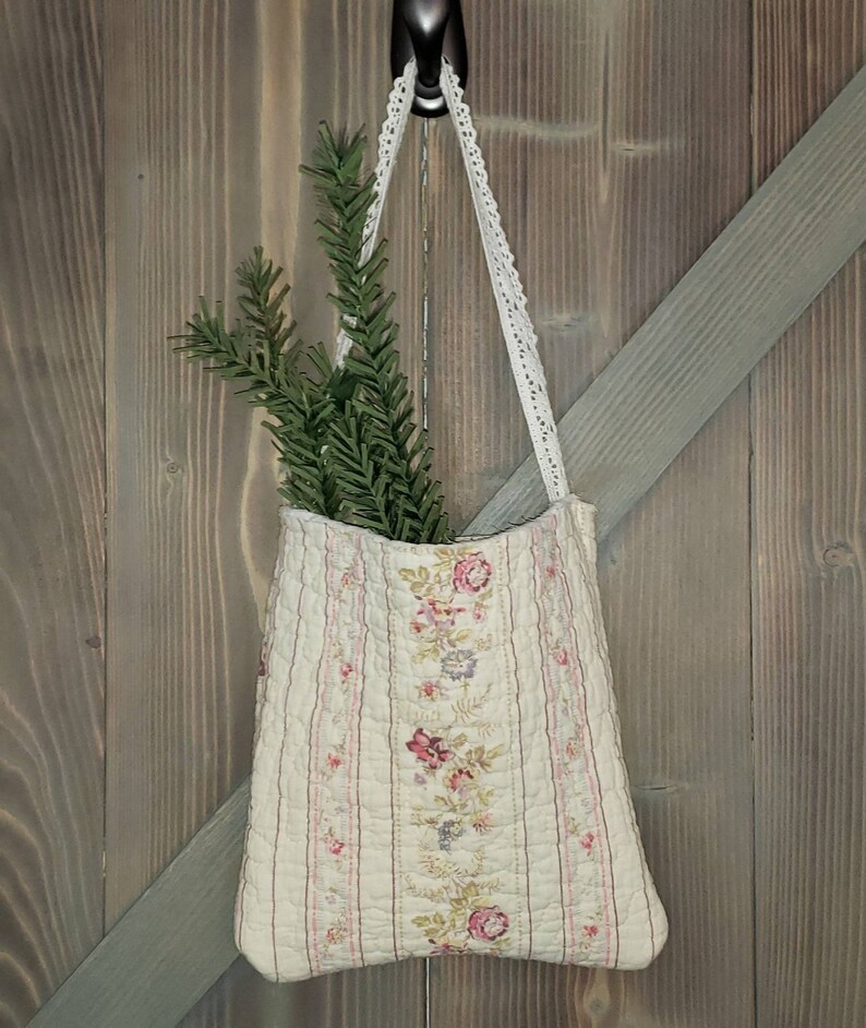 Handmade Quilted Flower Pouch - Shabby Chic Quilt Hanging Bag - Vintage ...