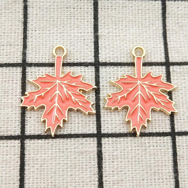 Maple Leaf Enamel Necklace - Etsy