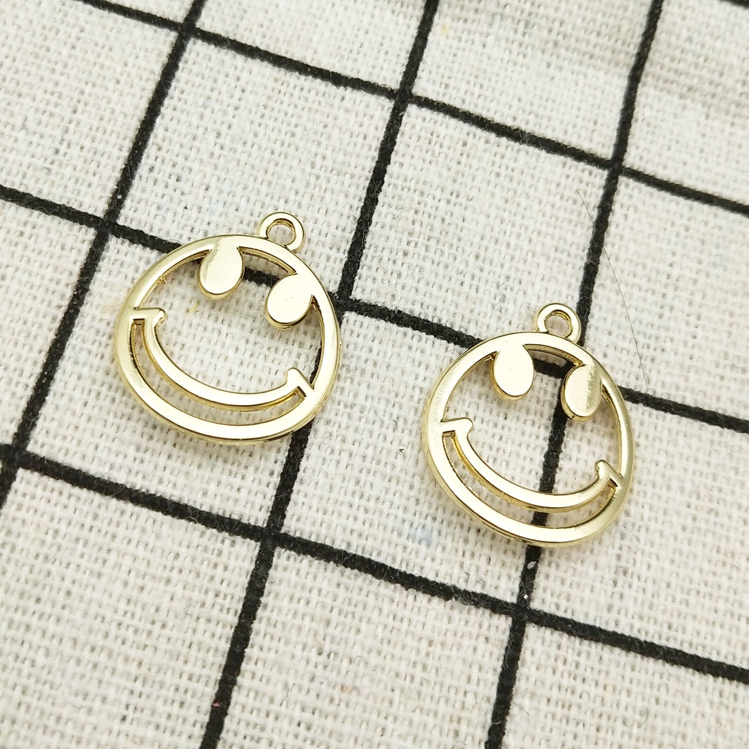 10PCS Face Charm Smile Face Charm Jewelry Supplies Craft | Etsy