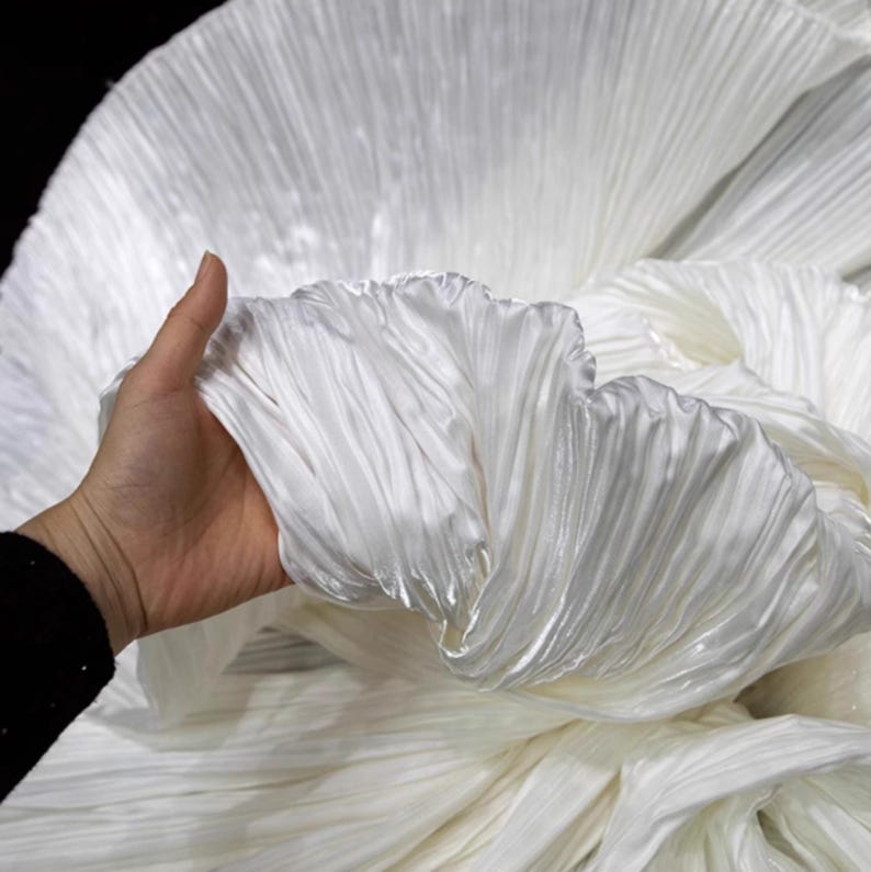 Glossy Crinkled Pleated Polyester Fabric: Shimmer Crumple Texture, 57 ...
