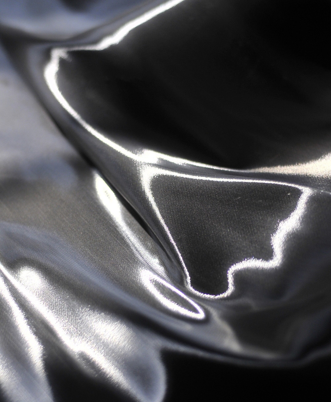 Super Shiny Fabric,dark Gray Water-shine Ultra-gloss Designer Fabric ...