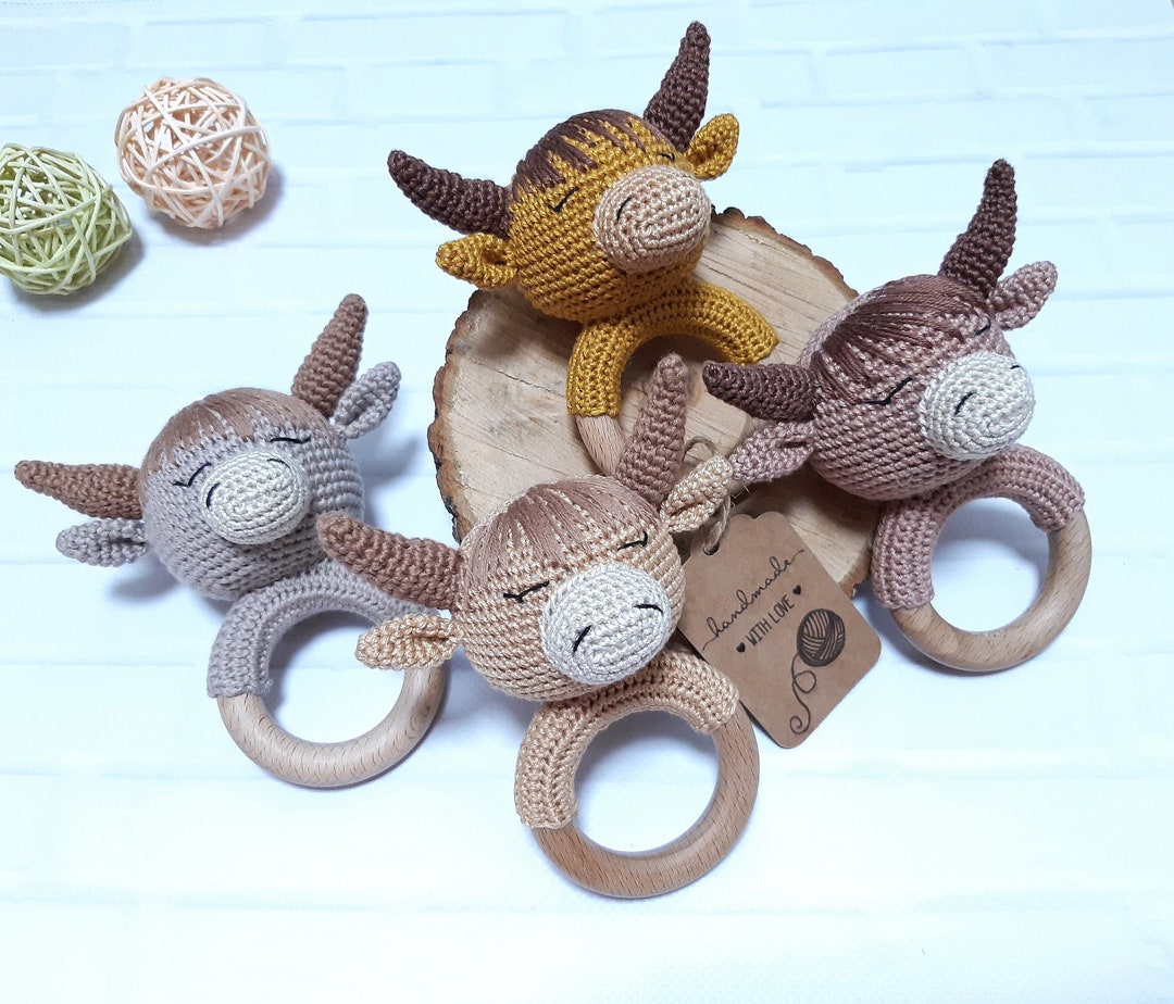 Baby Rattle Highland Cow Pregnancy Announcement Expecting Mom Gift Baby ...