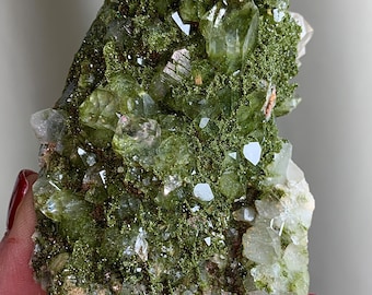 Forest Epidote With Quartz Specimen turkey 91g, Super Sparkly and Gemmy ...