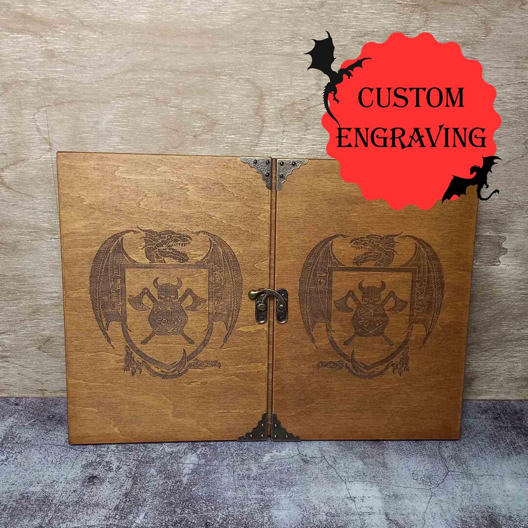 DM Screen Atmospheric Wooden Dungeon Screen Custom Quality Engraved ...