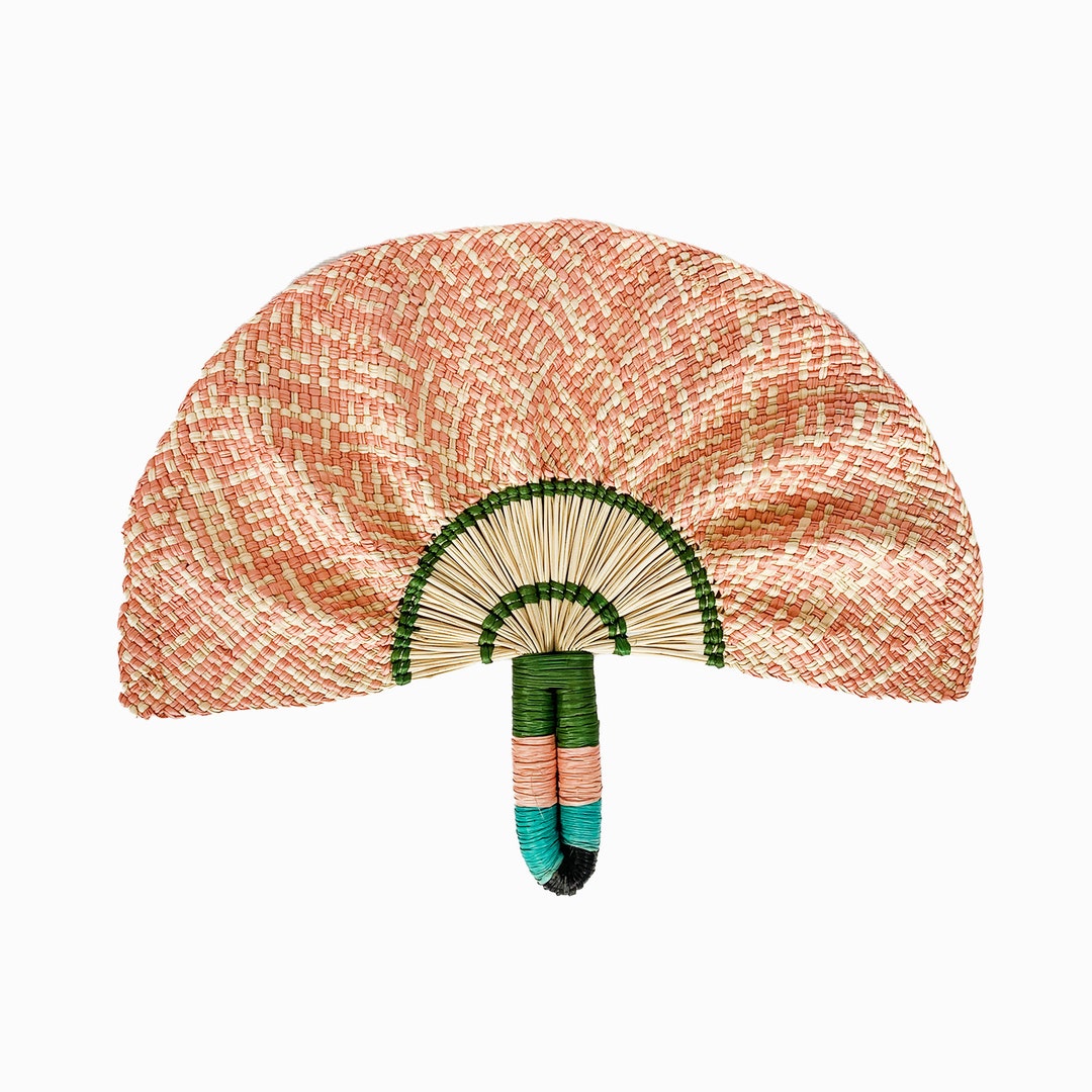 Handwoven Iraca Palm Fan: Colombian Wedding Favor, Beach Decor - Etsy