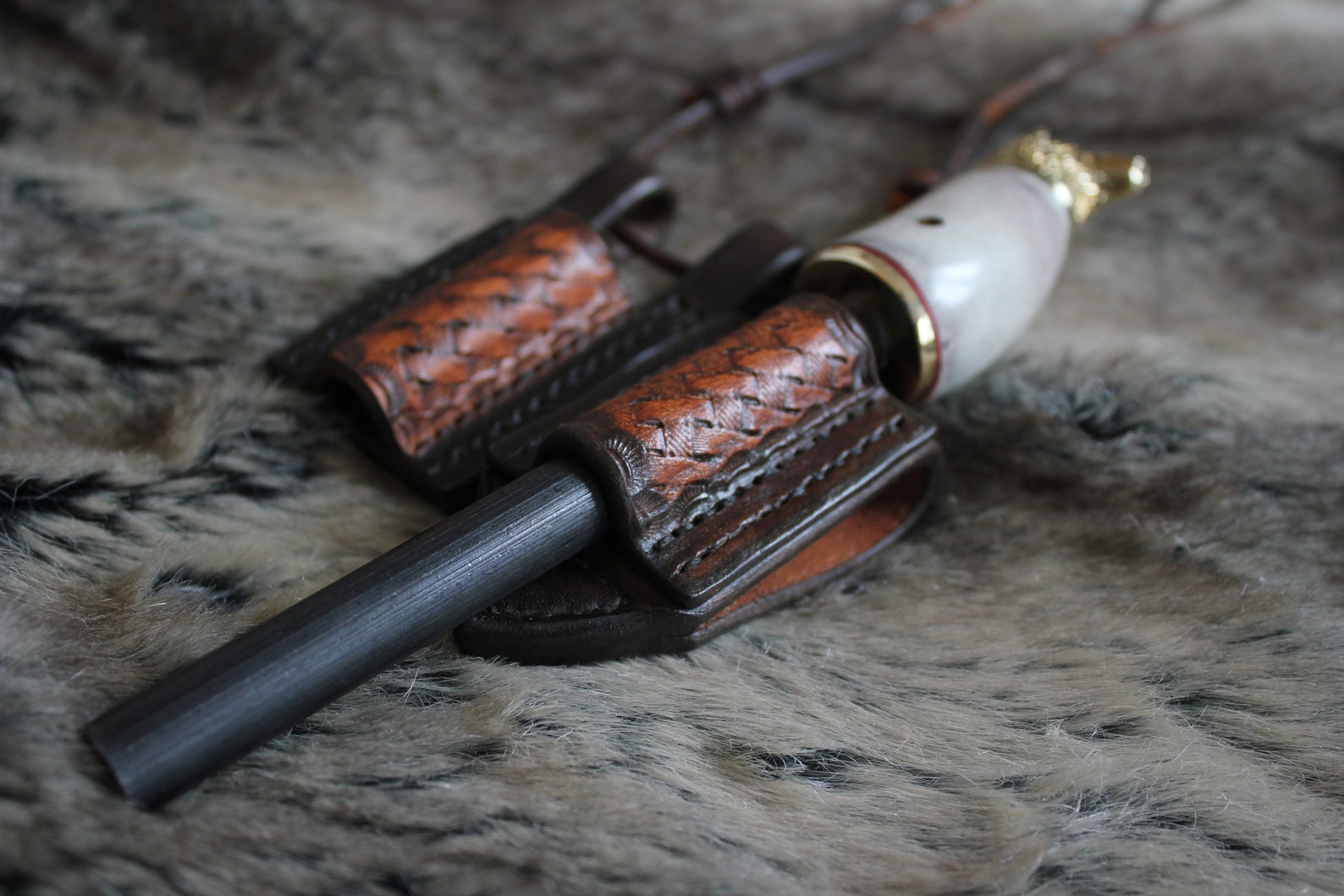 Custom Wolf Ferro Rod Firesteel - HF Survival School - Bushcraft Shop ...